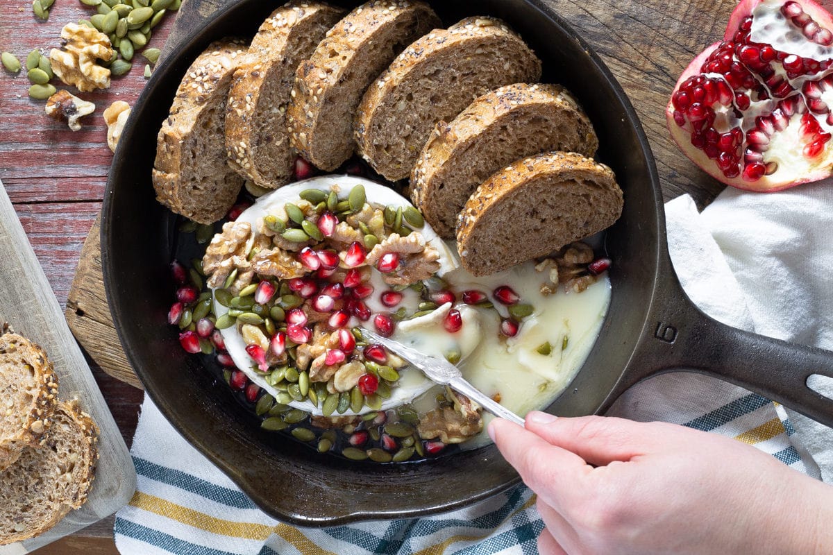 Baked Brie Appetizer | Midwest Foodie