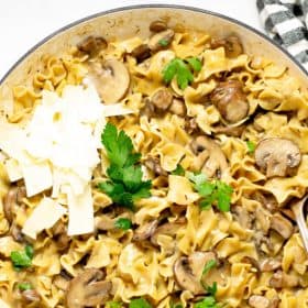 Mushroom Stroganoff - One Pot Pasta | Midwest Foodie
