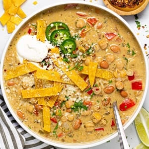 Vegan White Chickpea Chili - Midwest Foodie