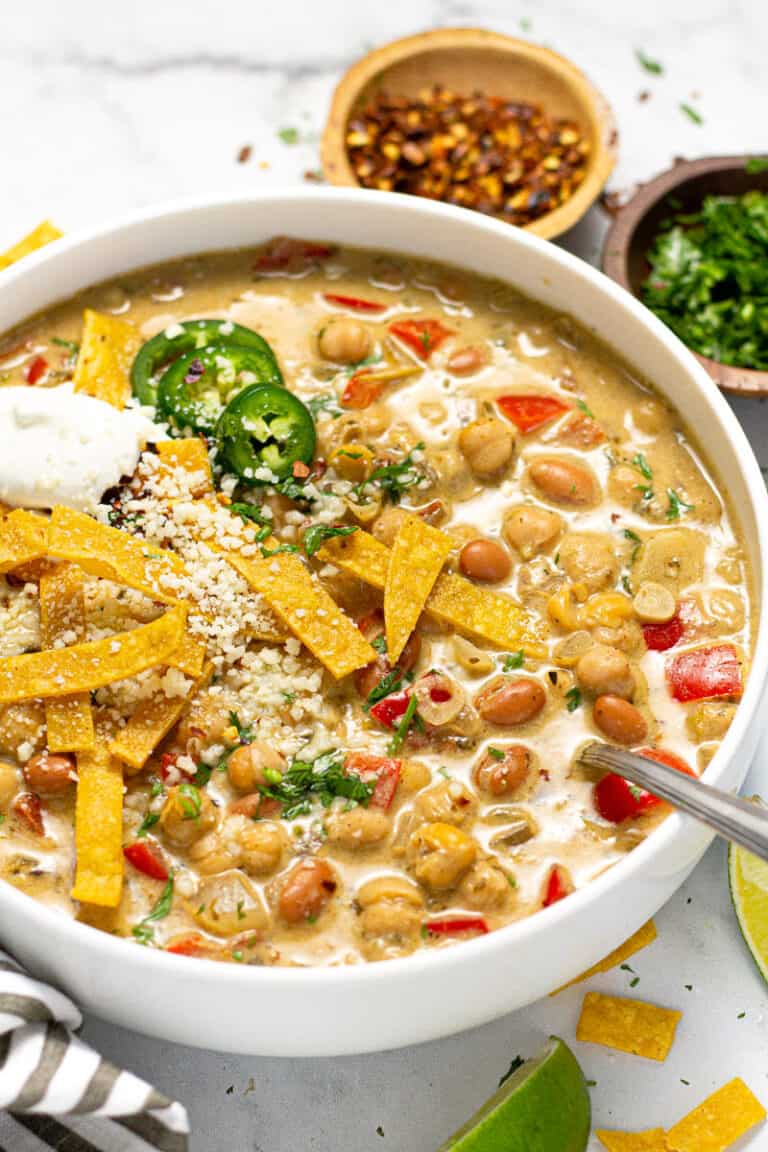 Vegan White Chickpea Chili - Midwest Foodie