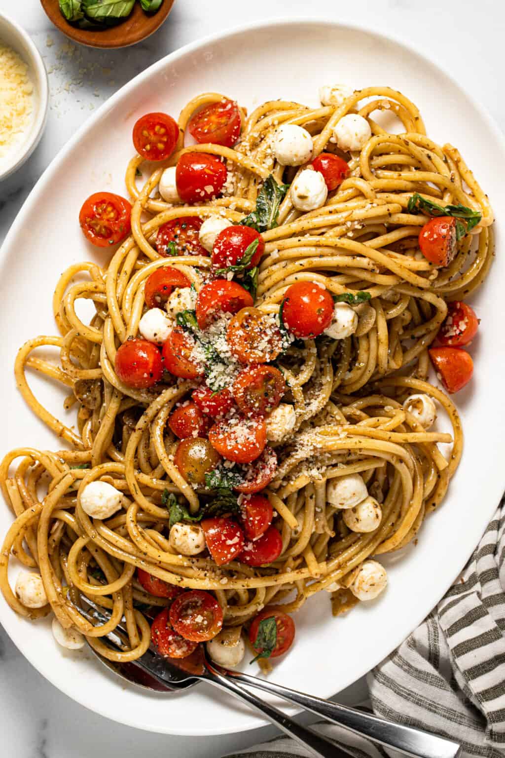 Easy 20 Minute Bruschetta Pasta - Midwest Foodie