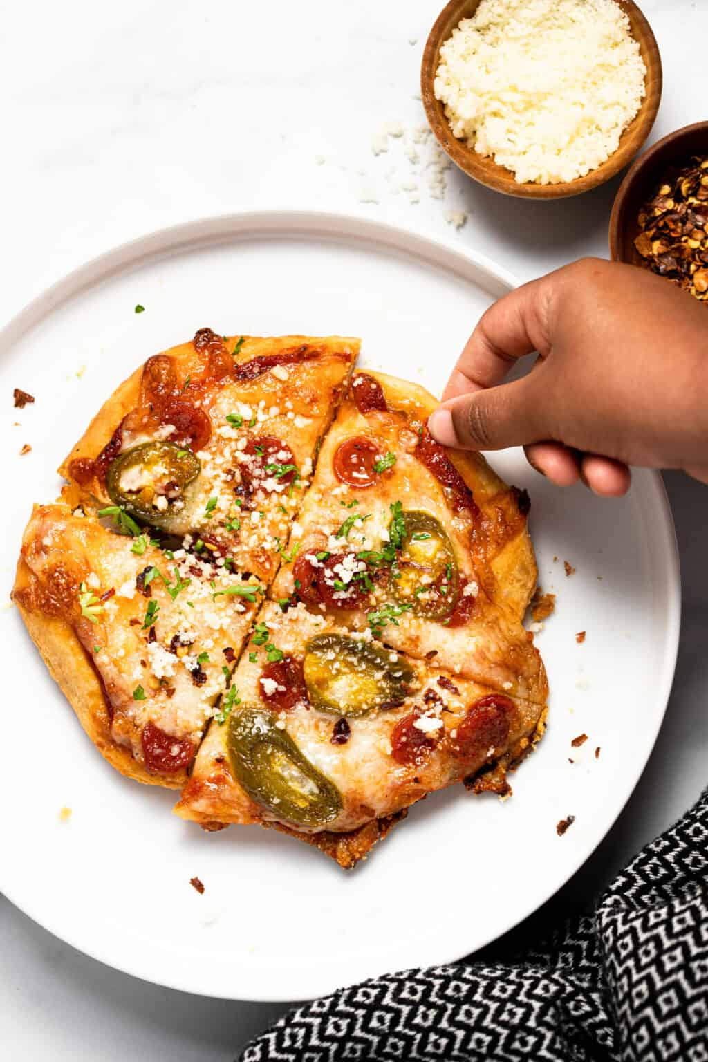 4 Ingredient Mini Pizza Recipe - Midwest Foodie