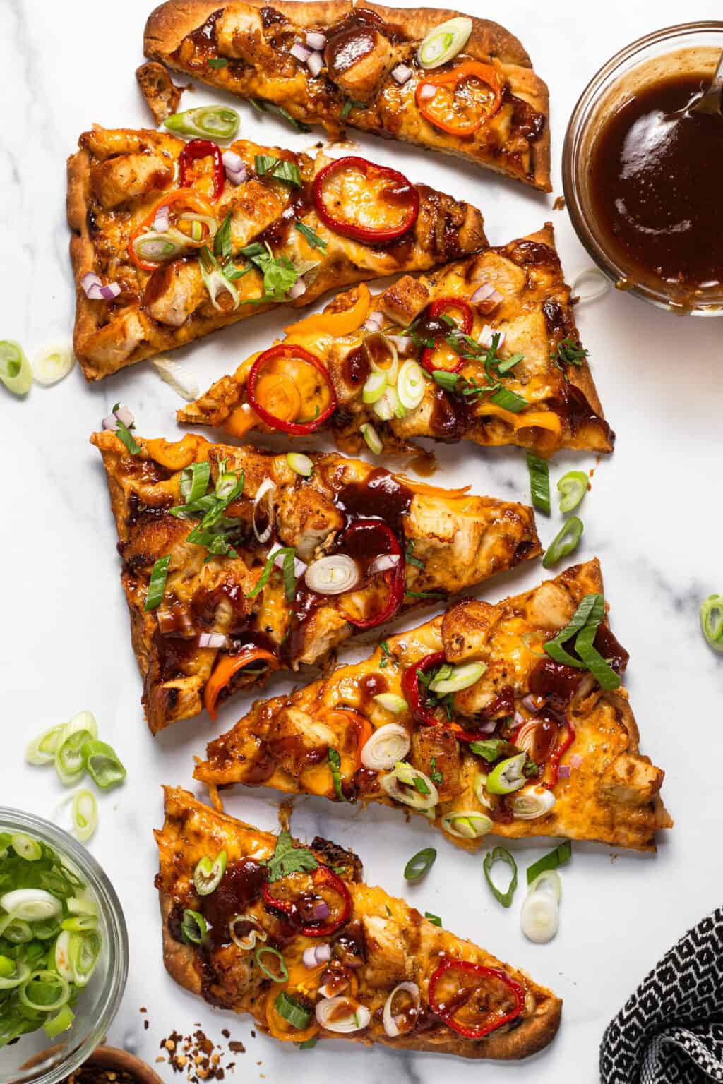5 Ingredient BBQ Chicken Flatbread - Midwest Foodie