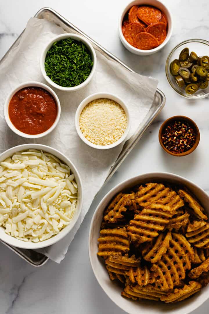 Easy Cheesy Pepperoni Pizza Fries - Midwest Foodie