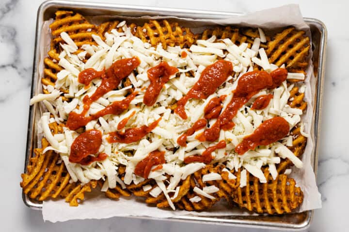 Easy Cheesy Pepperoni Pizza Fries - Midwest Foodie