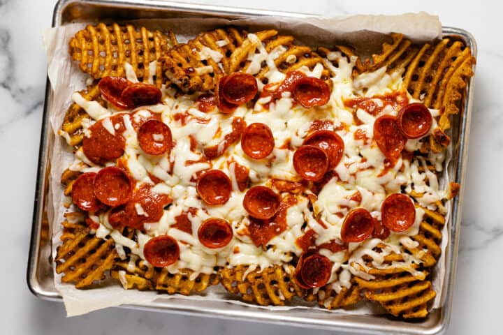 Easy Cheesy Pepperoni Pizza Fries - Midwest Foodie