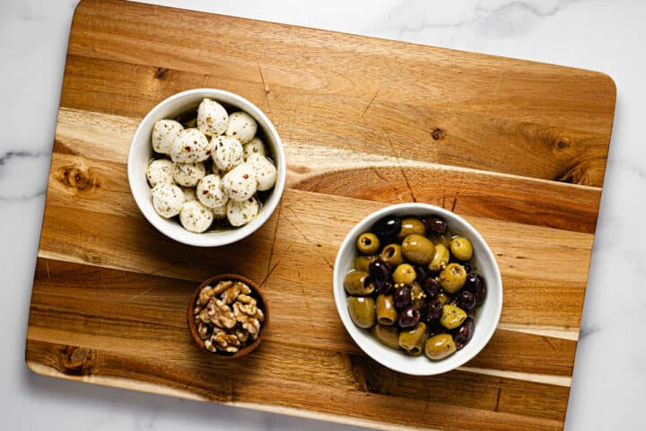 Easy Holiday Grazing Board - Midwest Foodie