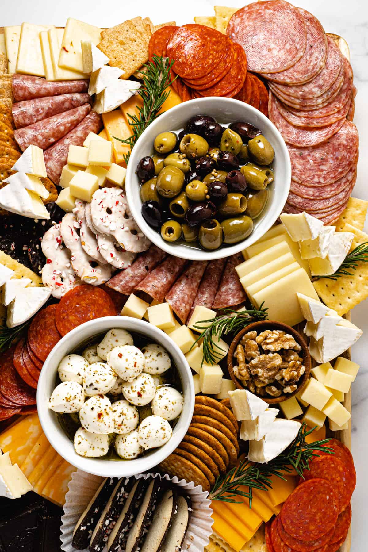 Easy Holiday Grazing Board - Midwest Foodie