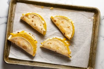 10 Minute Homemade Cheesy Gordita Crunch - Midwest Foodie