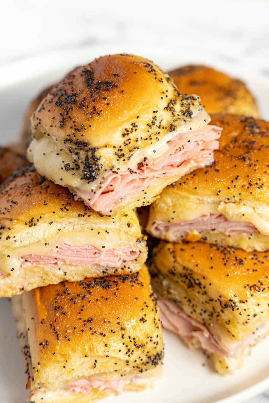 Hawaiian Roll Sliders - Midwest Foodie