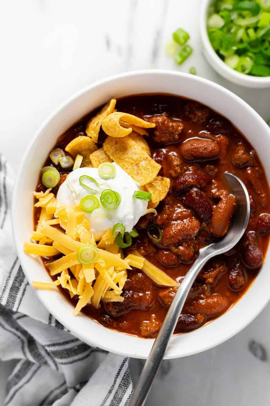 The Best Easy Chili Recipe - Midwest Foodie