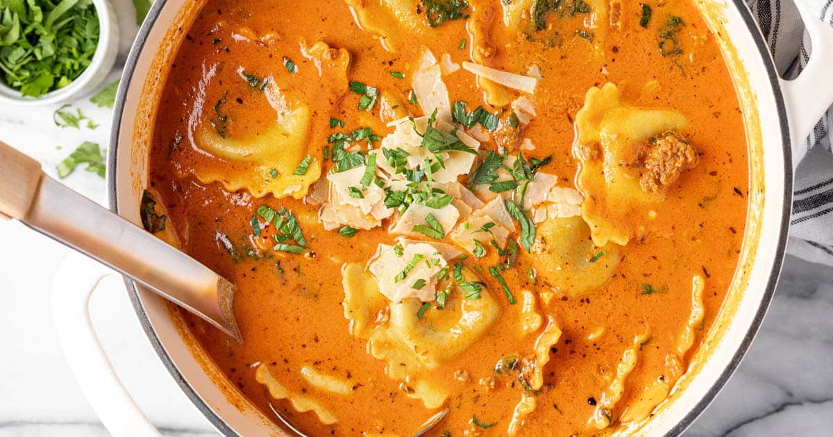 Easy One Pot Ravioli Soup - Midwest Foodie