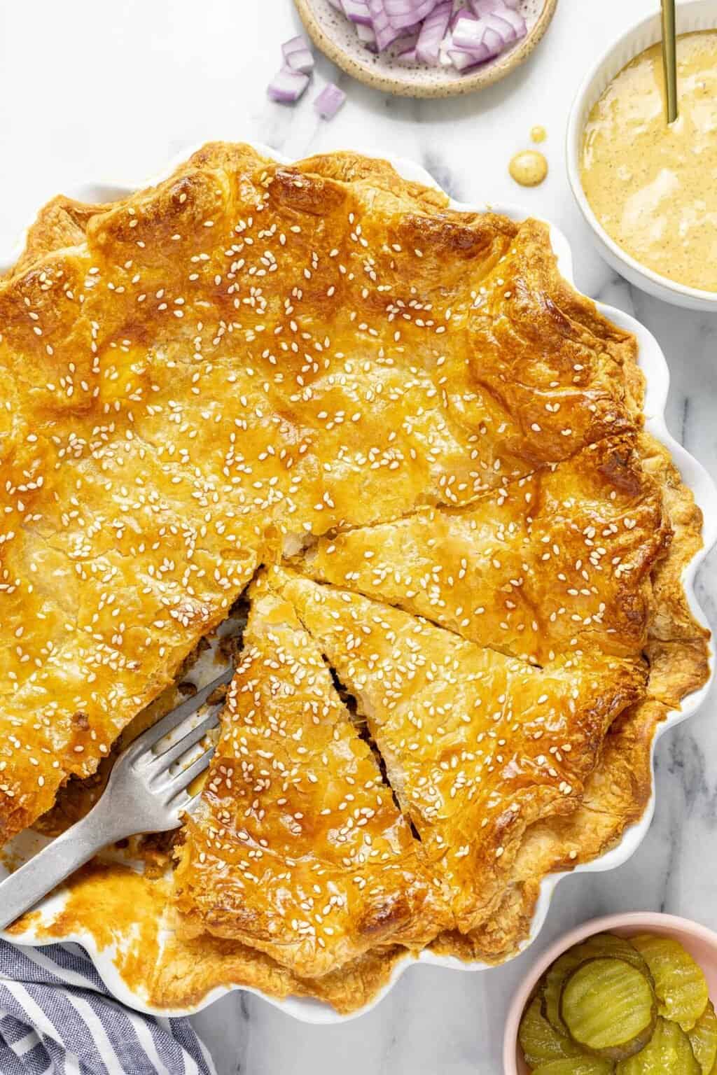 Super Easy Cheeseburger Pie Recipe - Midwest Foodie